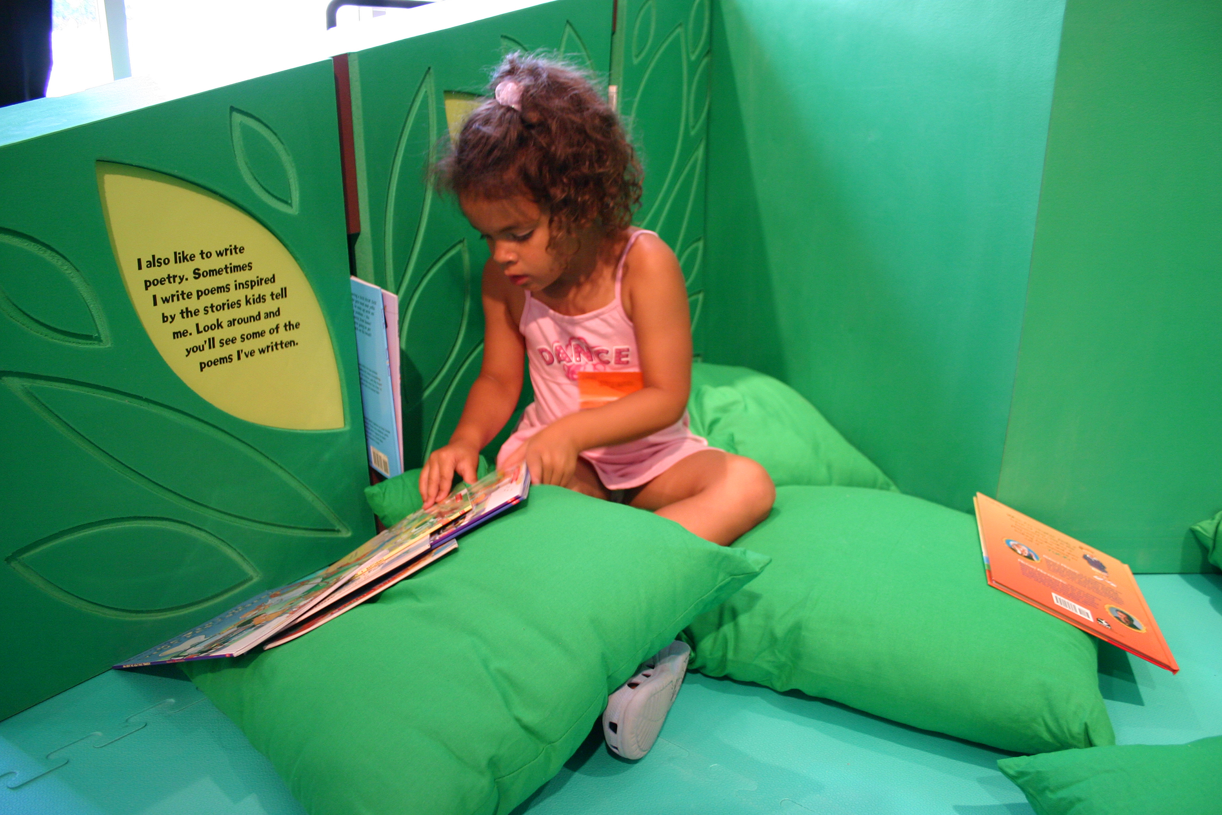 Much More Munsch – Toboggan Design